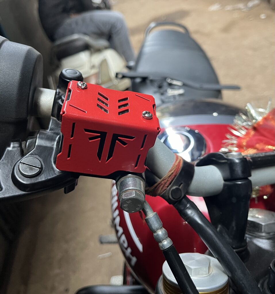 Disc Brake Oil Reservoir Triumph Speed 400 Scrambler 400 X Master ...