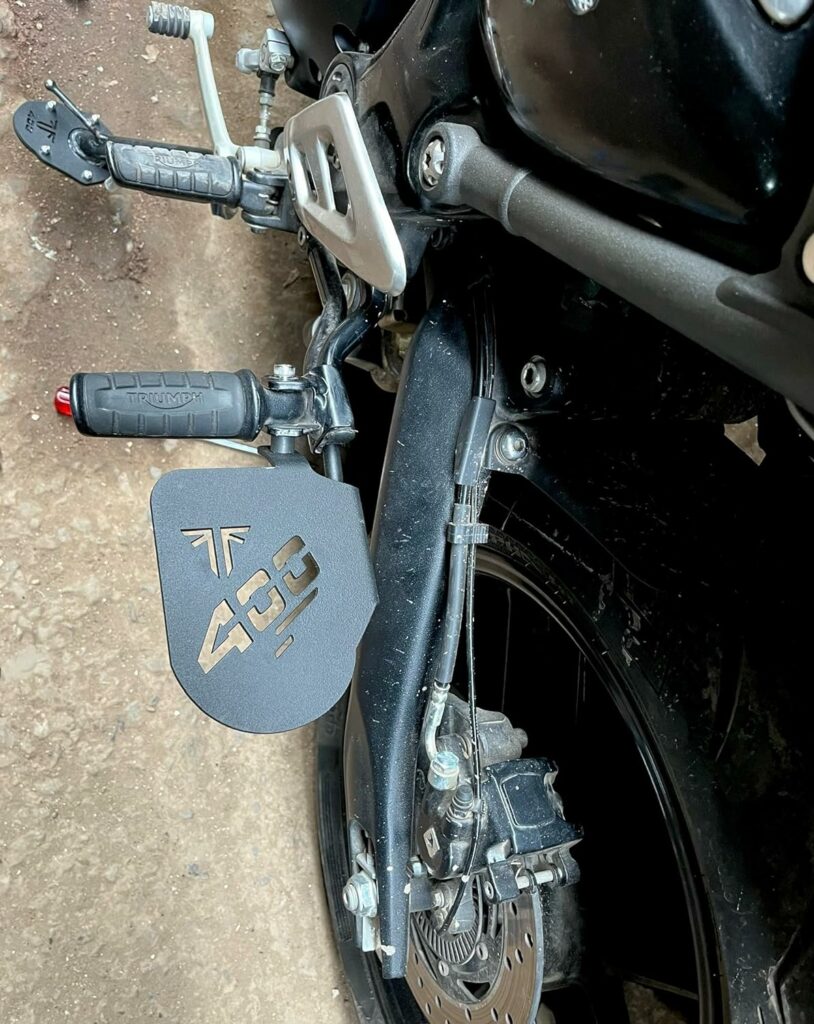 Pillion Footrest Triumph Speed 400 Both Sides Ladies Foot Step Rest ...